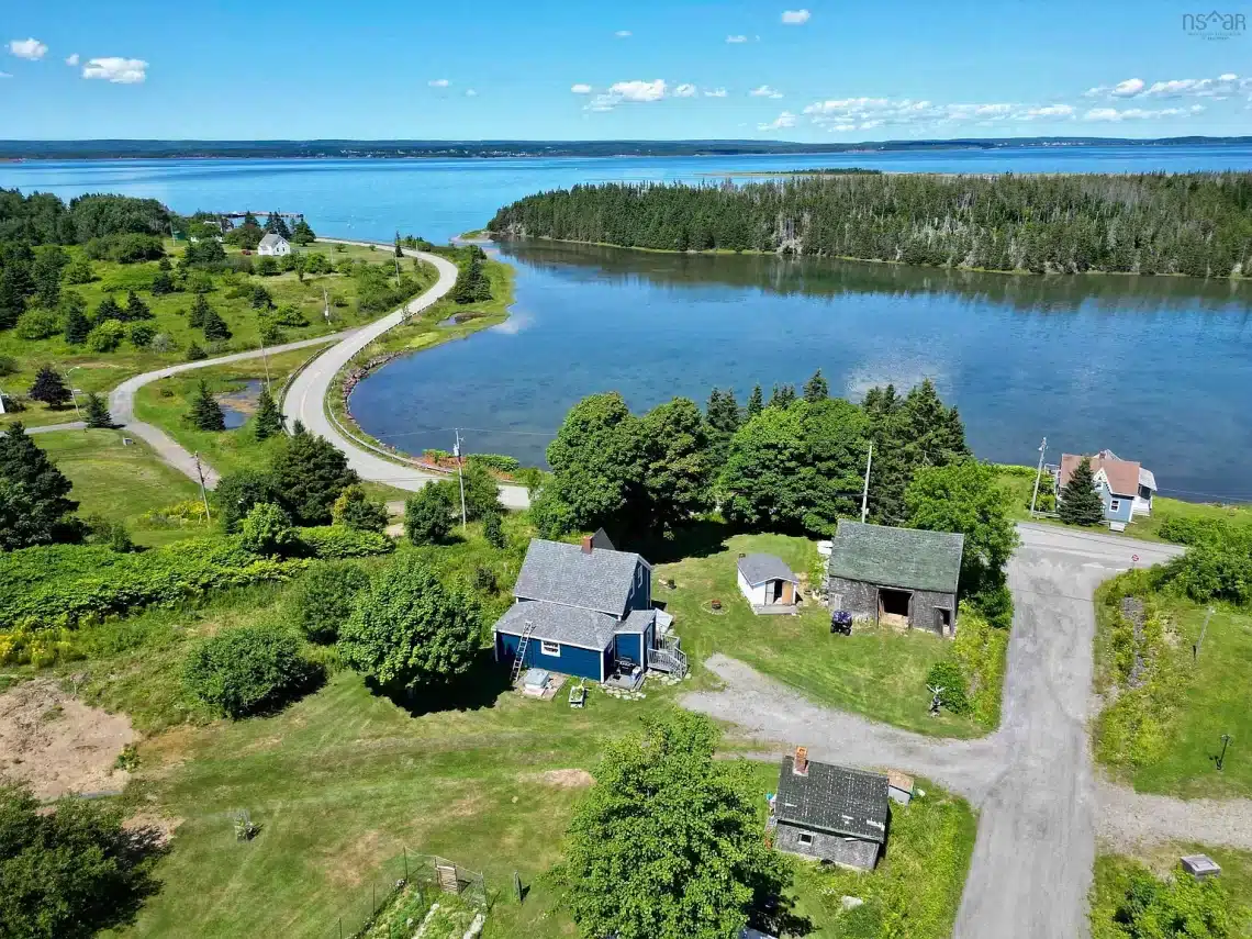 Private c.1900 14-Acre Coastal Retreat in Nova Scotia with Four ...